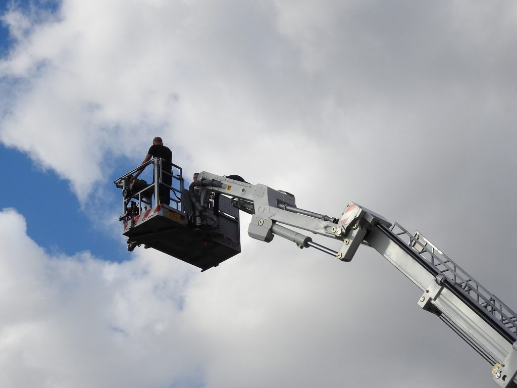 Aerial Work Platforms Course | Theory Online & Practical Assessment In ...