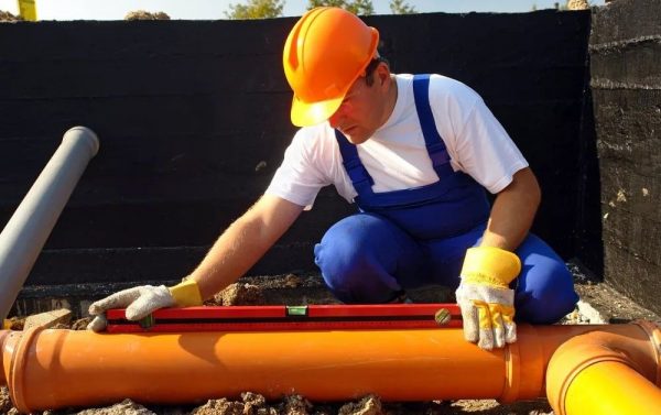 Understanding & Exploring Underground Utilities | Safety Talk